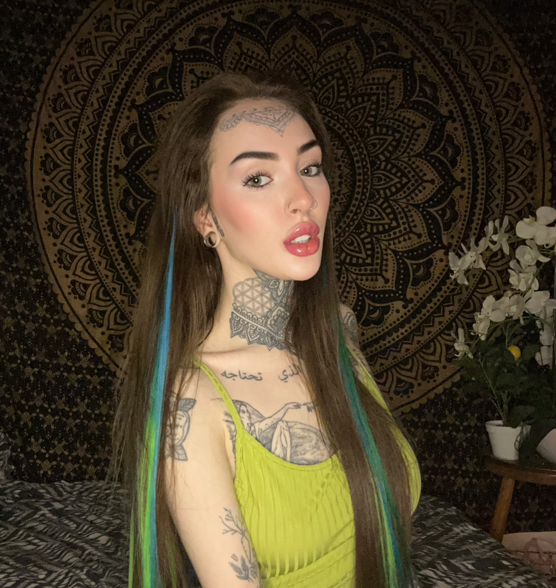 Aphrodite Goddess on Babesation